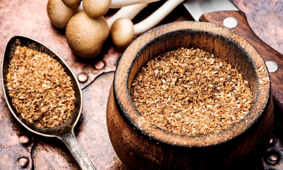 How to Use Mushroom Powder to Boost Your Health and Elevate Your ...